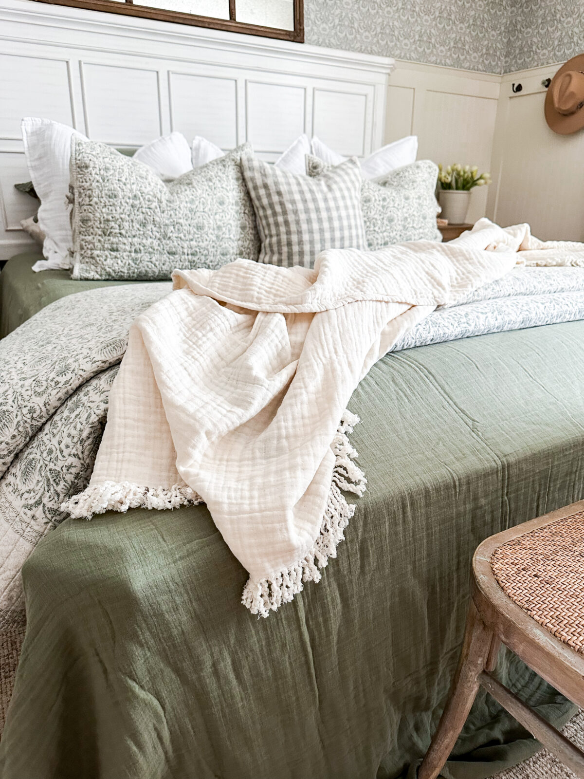 Spring Textiles for everyday life - Itty Bitty Farmhouse